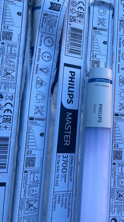 Philips LED Tube T8 ca.150cm (Gebraucht) in Oberegg für CHF 5 – nur ...