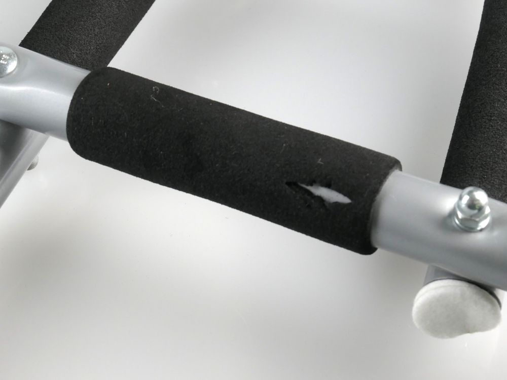 Iron Gym Xtreme + Pull Up Doortrainer (Reckstange 40") (Gebraucht) in ...