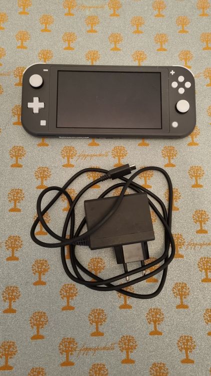 Nintendo Switch Lite schwarz/noire | Kaufen auf Ricardo