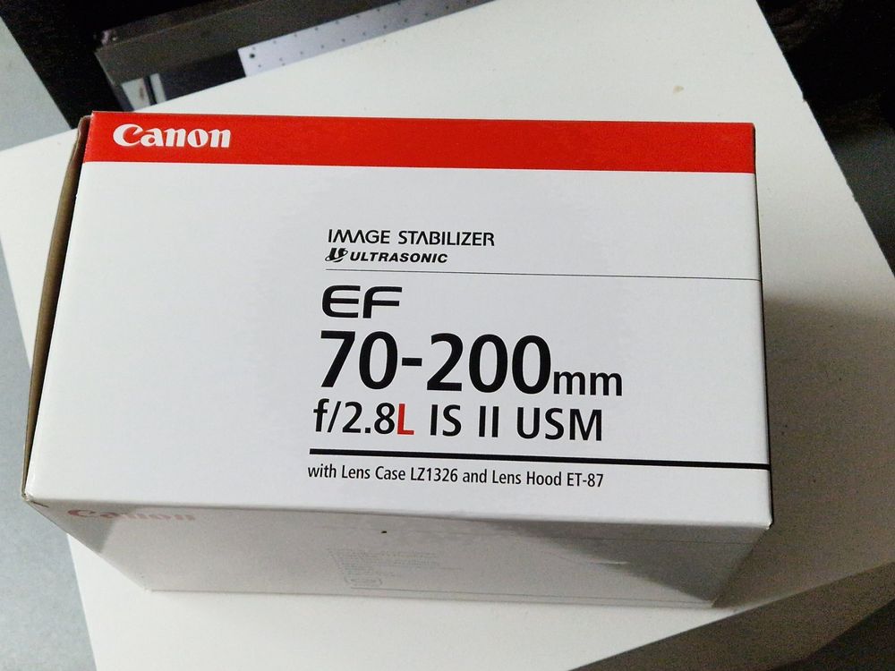Leere Box Canon EF 70-200mm 2,8 L IS II (Gebraucht) in Wikon für CHF 7 ...