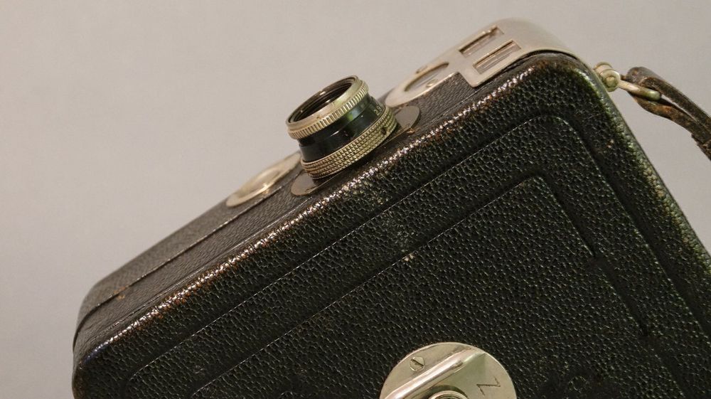 Cine Nizo 8e Filmkamera N8 1937 Rarität Federwerk Läuft Gebraucht In