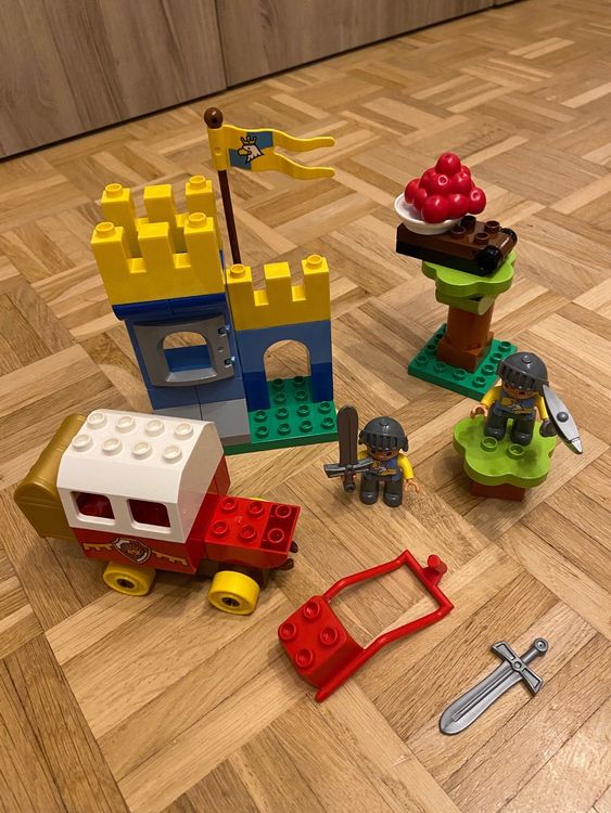 Lego Duplo Ritter und kleine Burg (Gebraucht) in Kloten für CHF 8 – mit ...
