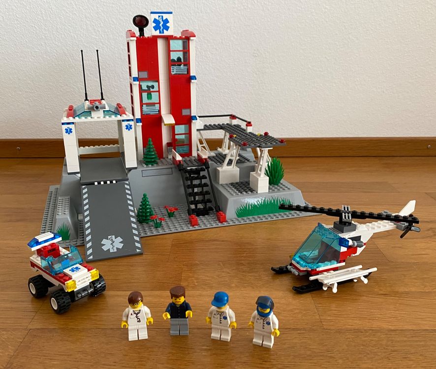 LEGO City Town 7892 Spital Hospital Krankenhaus kpl. (Gebraucht) in ...