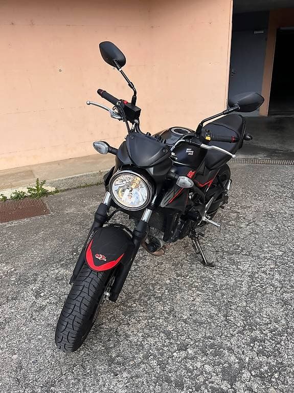 Suzuki SV650 - 35 KW (D'occasion) à vufflens-la-ville pour CHF 3500 ...