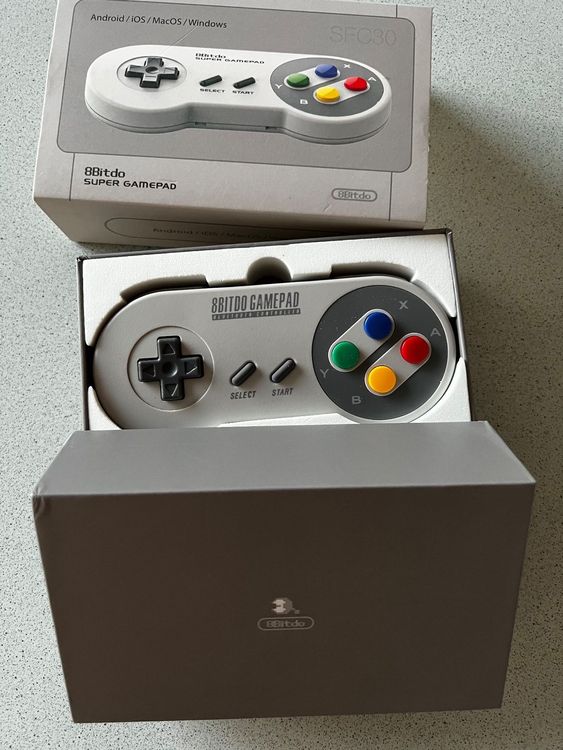 8Bitdo Retro Gamepad, Bluetooth und USB | Kaufen auf Ricardo