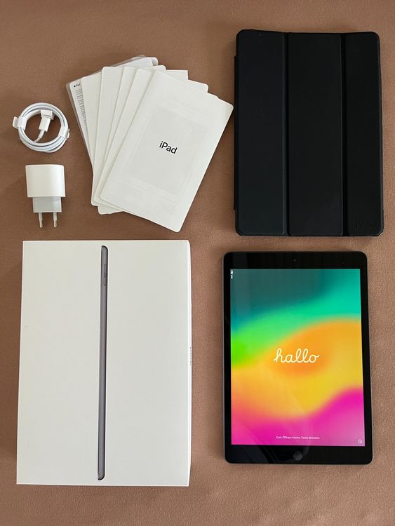iPad (8. Generation) Wi-Fi, 128GB, Space Grau + Verpackung (D'occasion ...