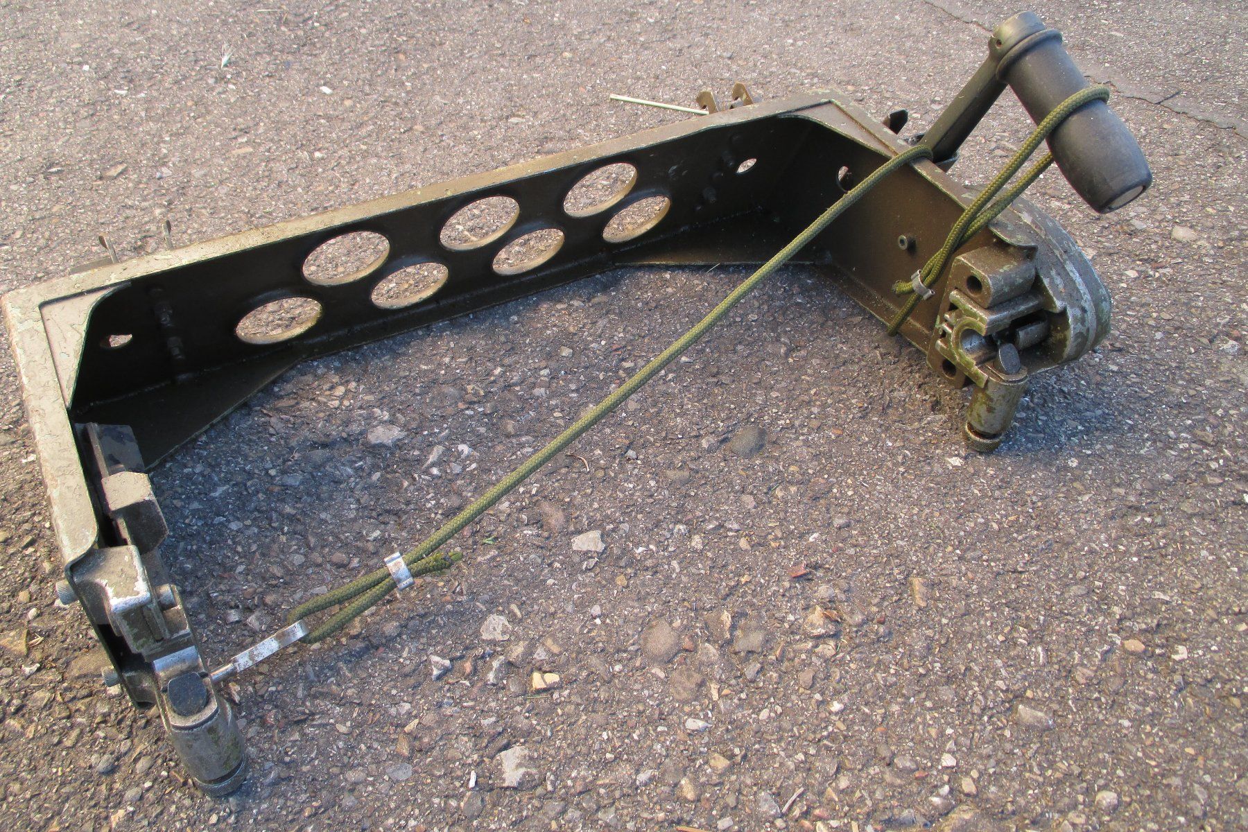Militär Feldkabel-Rolle Wickelvorrichtung für 800m F2E Feldk (Gebraucht ...