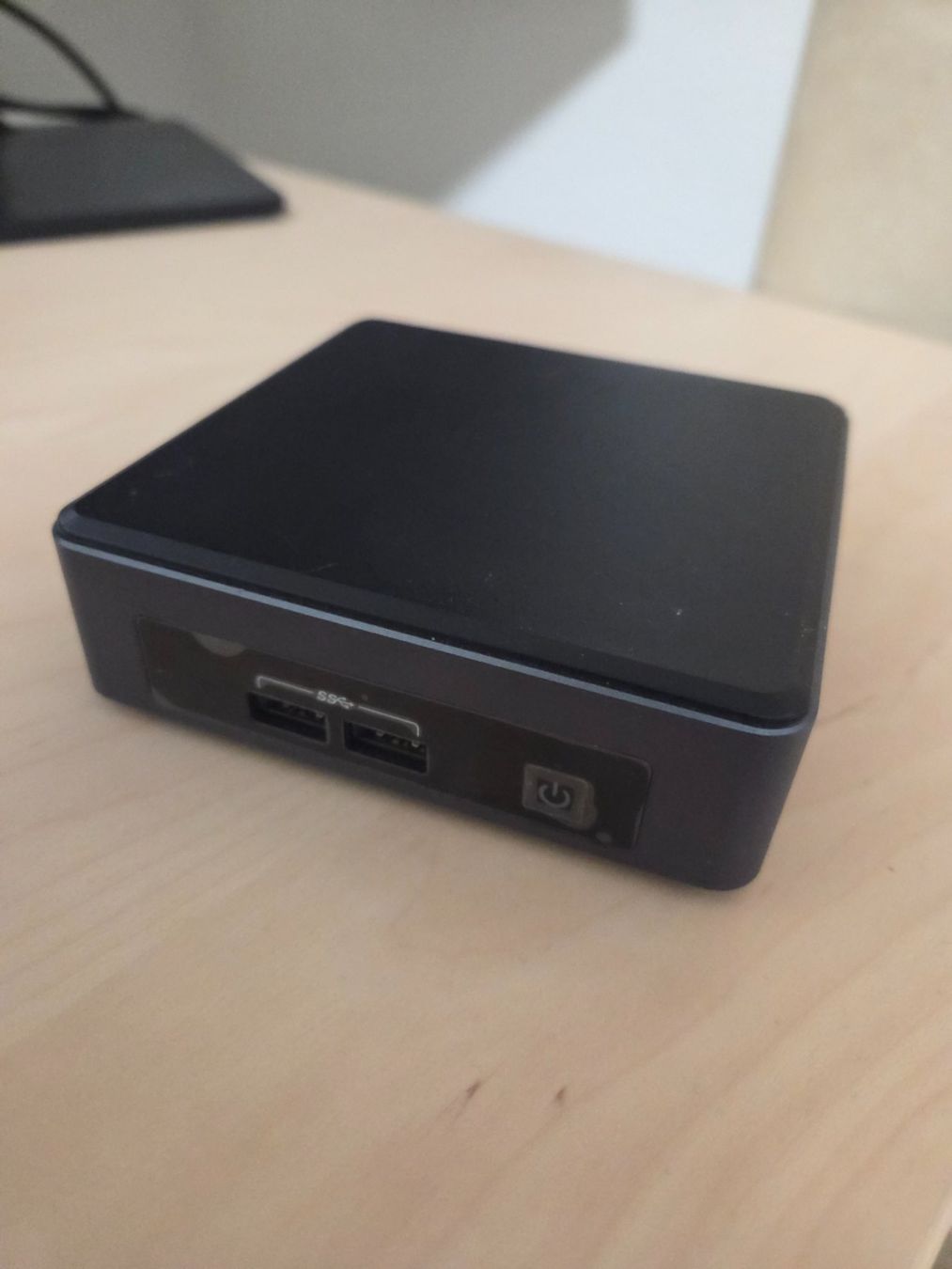 Intel NUC7i Mini-PC (Gebraucht) in Winterthur für CHF 200 – nur ...