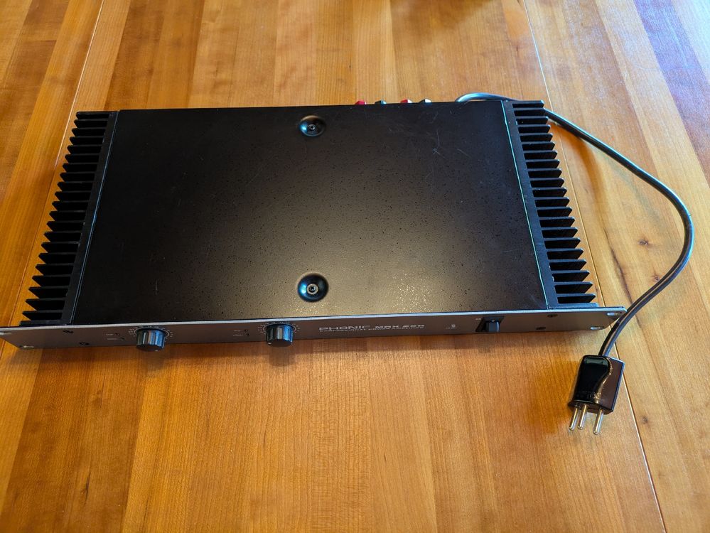 Phonic Max 250 Professional Power Amplifier (Gebraucht) in Jona für CHF ...