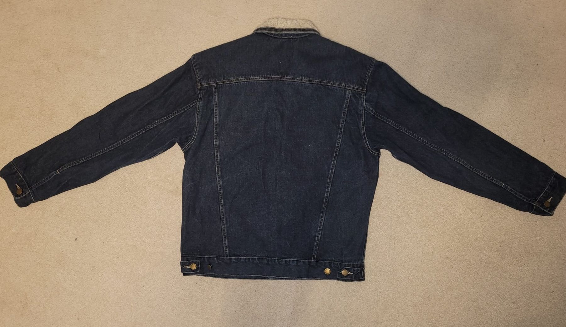 Thomas Burberry Jacke (Gebraucht) in Oberhasli für CHF 15 – mit ...