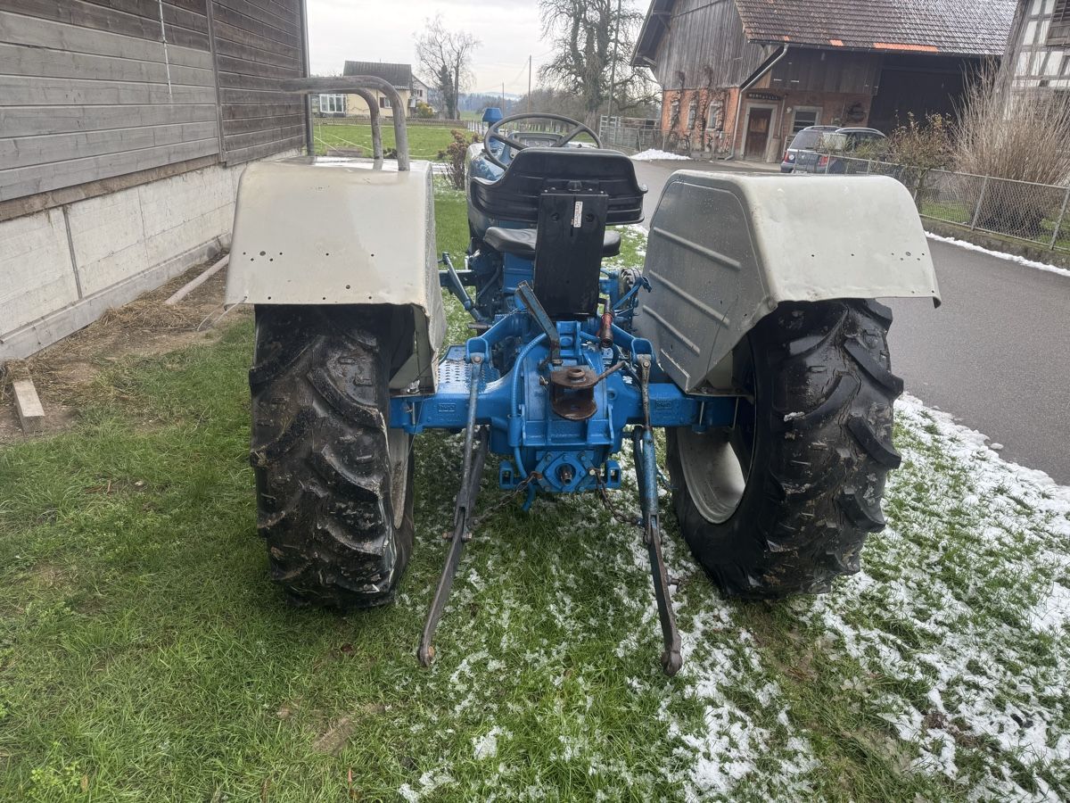 Traktor Ford 2000 Select-O-Speed (SOS) (Defekt) in Neukirch(Egnach) für ...