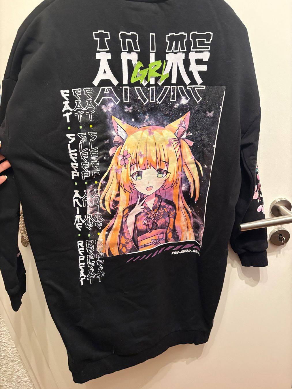 Robe long noir Anime (D'occasion) à Lausanne pour CHF 12 – avec ...