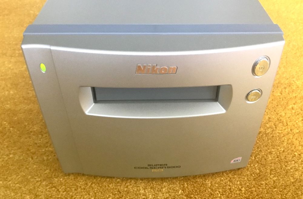 Nikon Filmscanner Super CoolScan 9000 ED mit Zubehör (Gebraucht) in ...