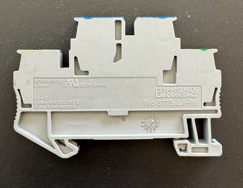 Phoenix contact borne (Neu (gemäss Beschreibung)) in Erde für CHF 2 ...