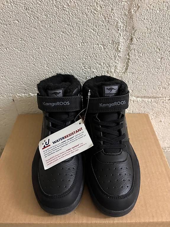 nouveau baskets KangaROOS tailles 33 (Neuf (Voir description)) à Gland ...