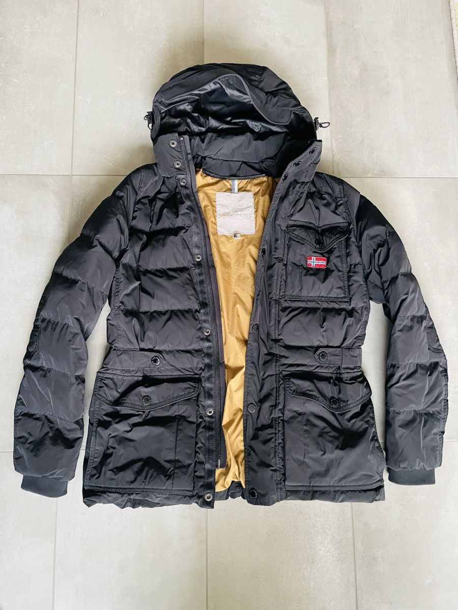 Veste hiver Napapijri (D'occasion) à Cressier NE pour CHF 89 – avec ...
