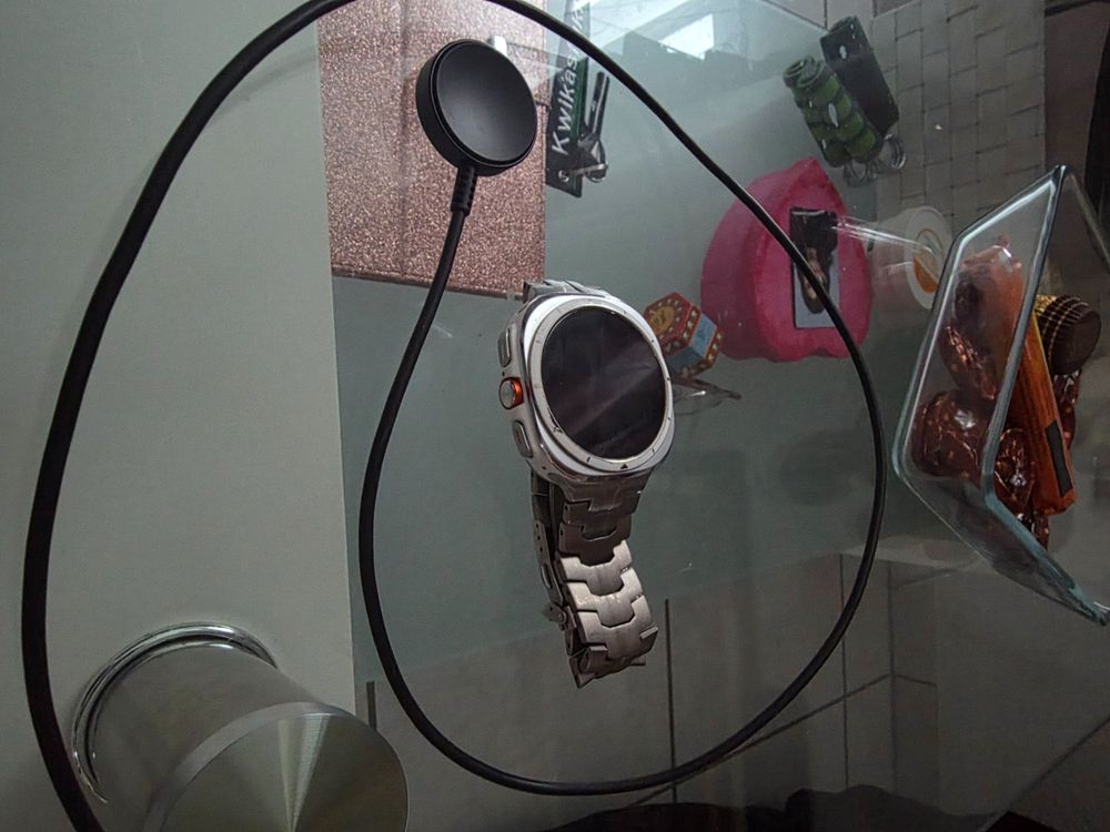 Samsung Galaxy Watch Ultra (1. Gen) – LTE – Weiss – (Gebraucht) in ...