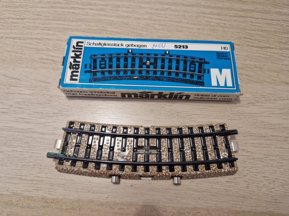 Märklin 5213 Schaltgleis M H0 OVP NEU (Neu und originalverpackt) in St ...