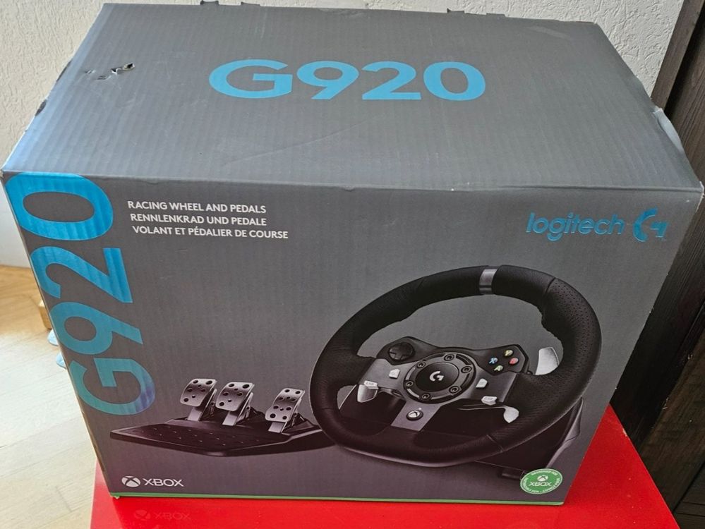 Logitech g920 wheel and pedals for Xbox and PC (Gebraucht) in La Tour ...