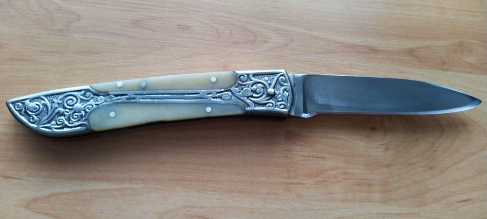 Custom Klappmesser mit Horn-Inlets, Gravur und Filework | Kaufen auf Ricardo