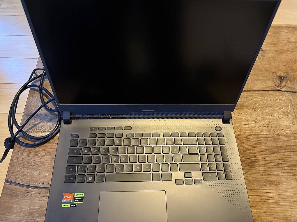 ASUS ROG Strix G17 RTX 4070 / Ryzen 9 / 32GB (Gebraucht) in Rüti ZH für ...