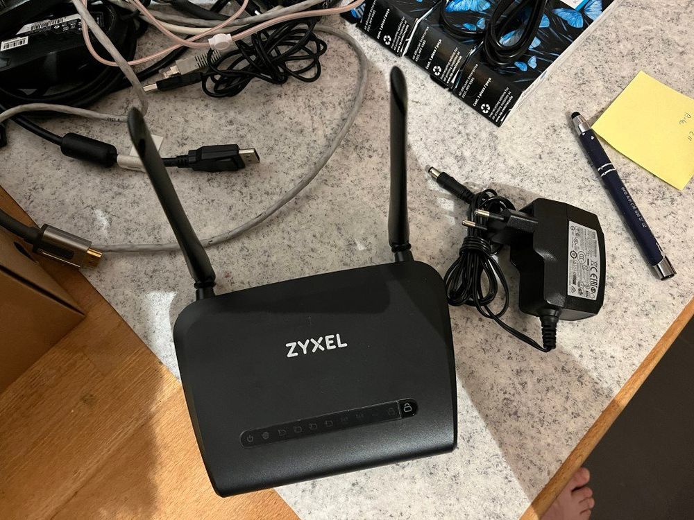 Router Zyxel NBG6515 AC750 Dual-Band Wireless Gigabit Router | Kaufen ...