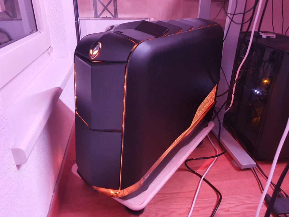 Alienware Aurora R4 Gehäuse! | Comprare su Ricardo