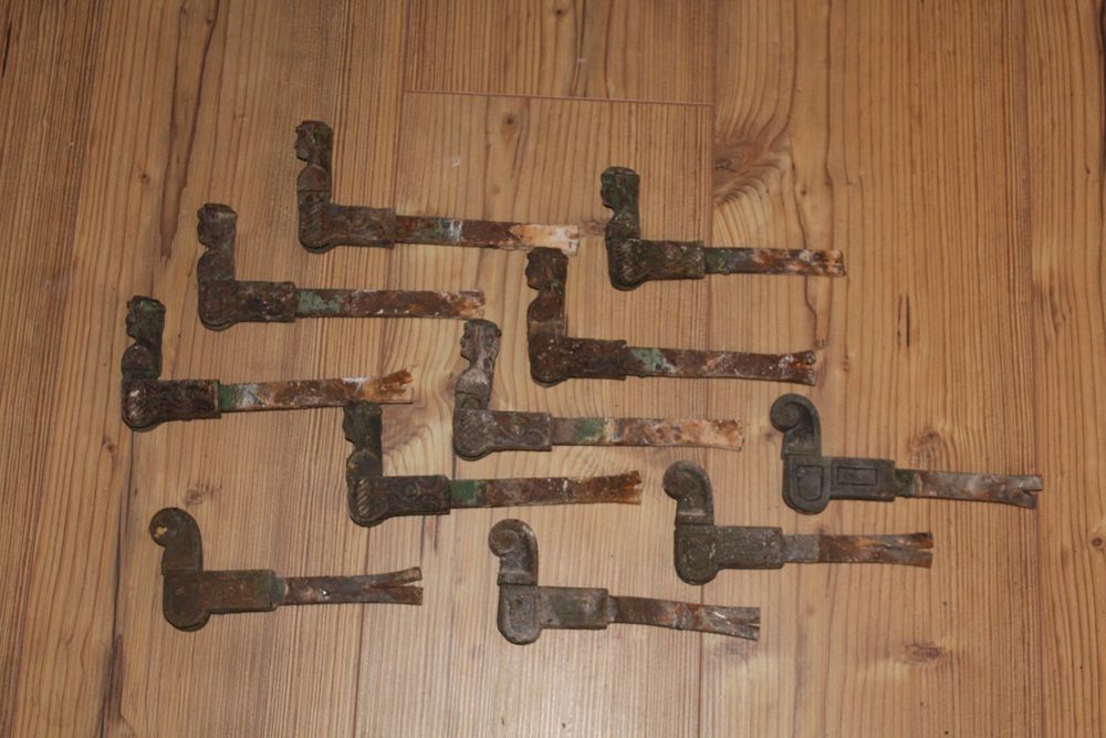 Antike Fensterladenhalter, geschmiedet und gegossen | Kaufen auf Ricardo