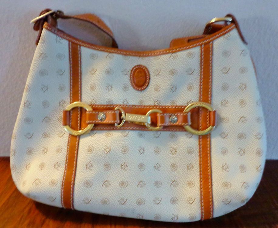 KENZIA TASCHE (Gebraucht) in Wädenswil für CHF 12 – mit Lieferung auf ...