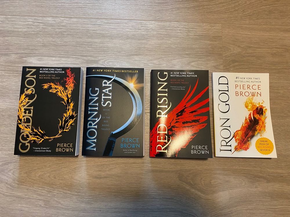 NEW - Red Rising 3-Book Box Set (Neu und originalverpackt) in Rossemaison für CHF 25 – mit ...
