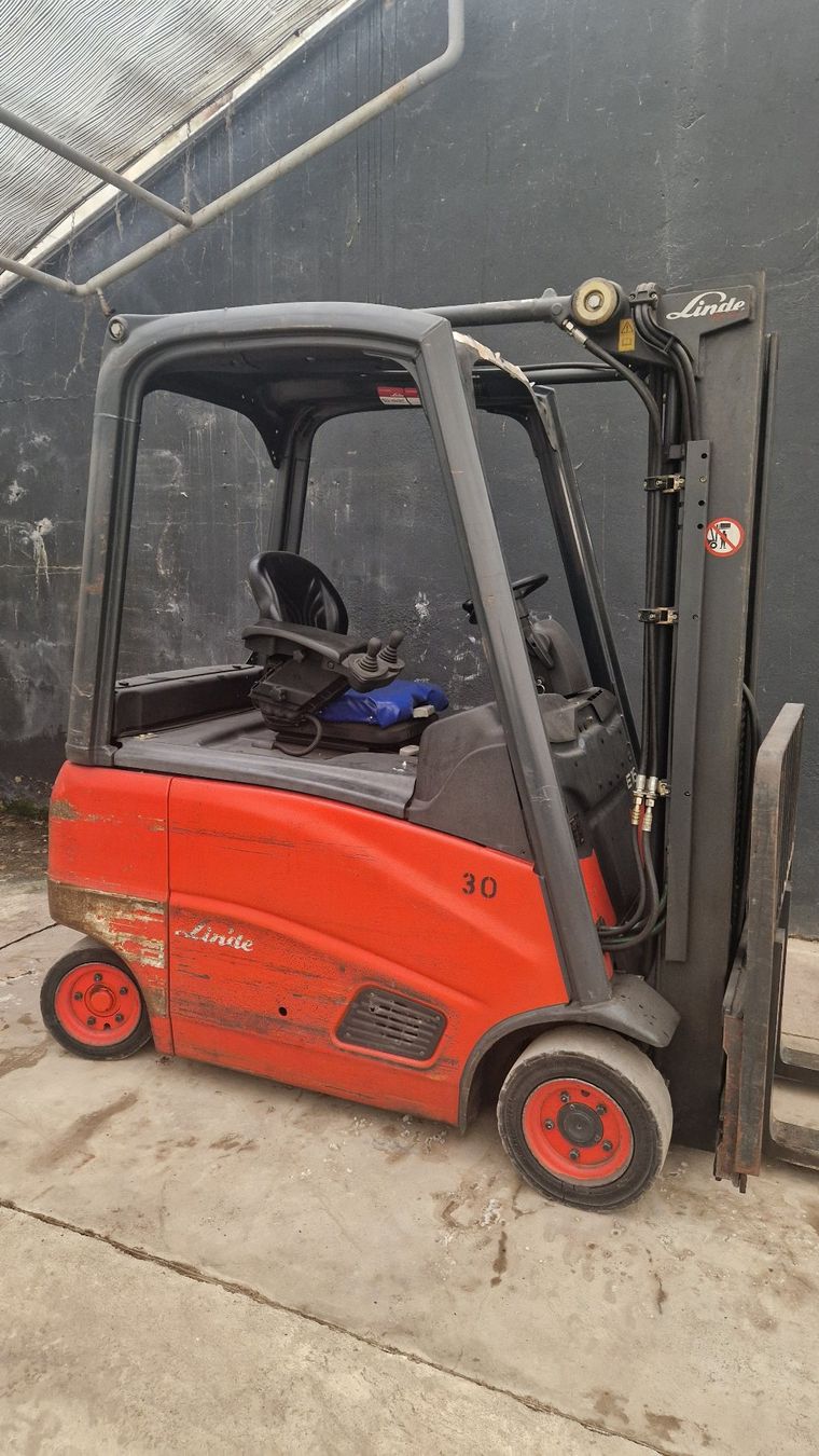 Stapler Linde (Gebraucht) in Büren an der Aare für CHF 5900 – nur ...