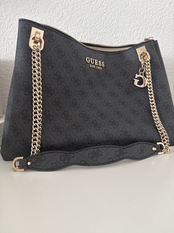 Schwarze Guess Tasche gross (Neu (gemäss Beschreibung)) in Illnau für ...
