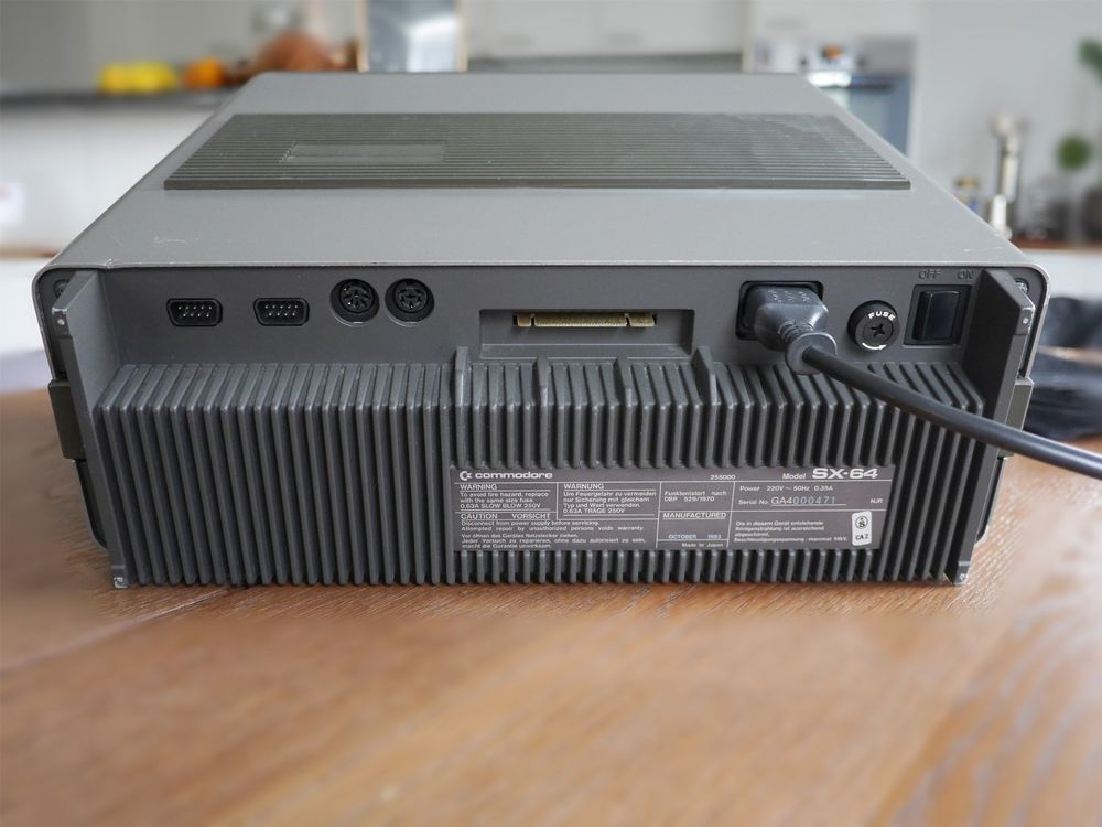 Commodore SX-64 Executive (Gebraucht) in Dietwil für CHF 750 – nur ...