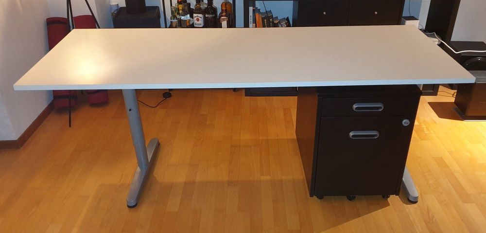 Ikea Schreibtisch Galant inkl. Korpus | Kaufen auf Ricardo
