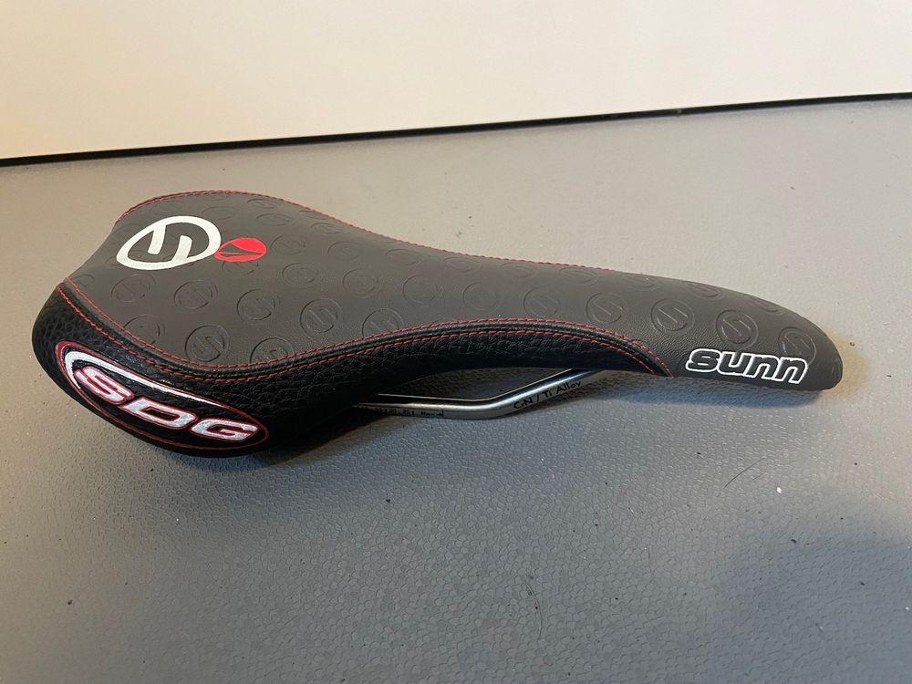 SDG Fly Sattel (Gebraucht) in Massongex für CHF 29 – mit Lieferung auf ...