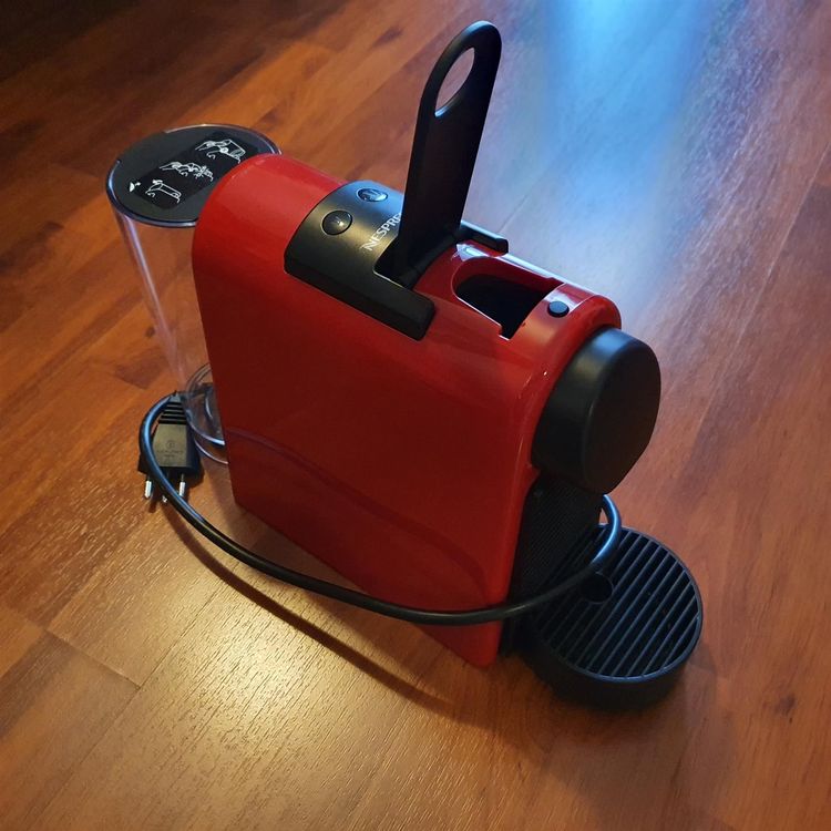 Nespresso Essenza Mini Ruby Red | Kaufen auf Ricardo