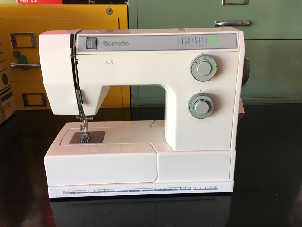 Bernina Bernette 705 Nähmaschine (Gebraucht) in Wil SG für CHF 150 ...