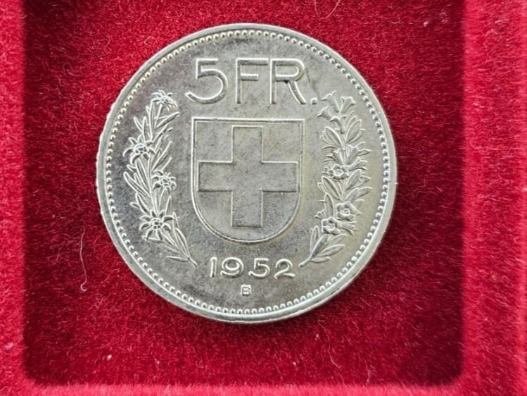 5.- Franken 1952 (Gebraucht) in Unterterzen für CHF 30 – mit Lieferung auf Ricardo kaufen