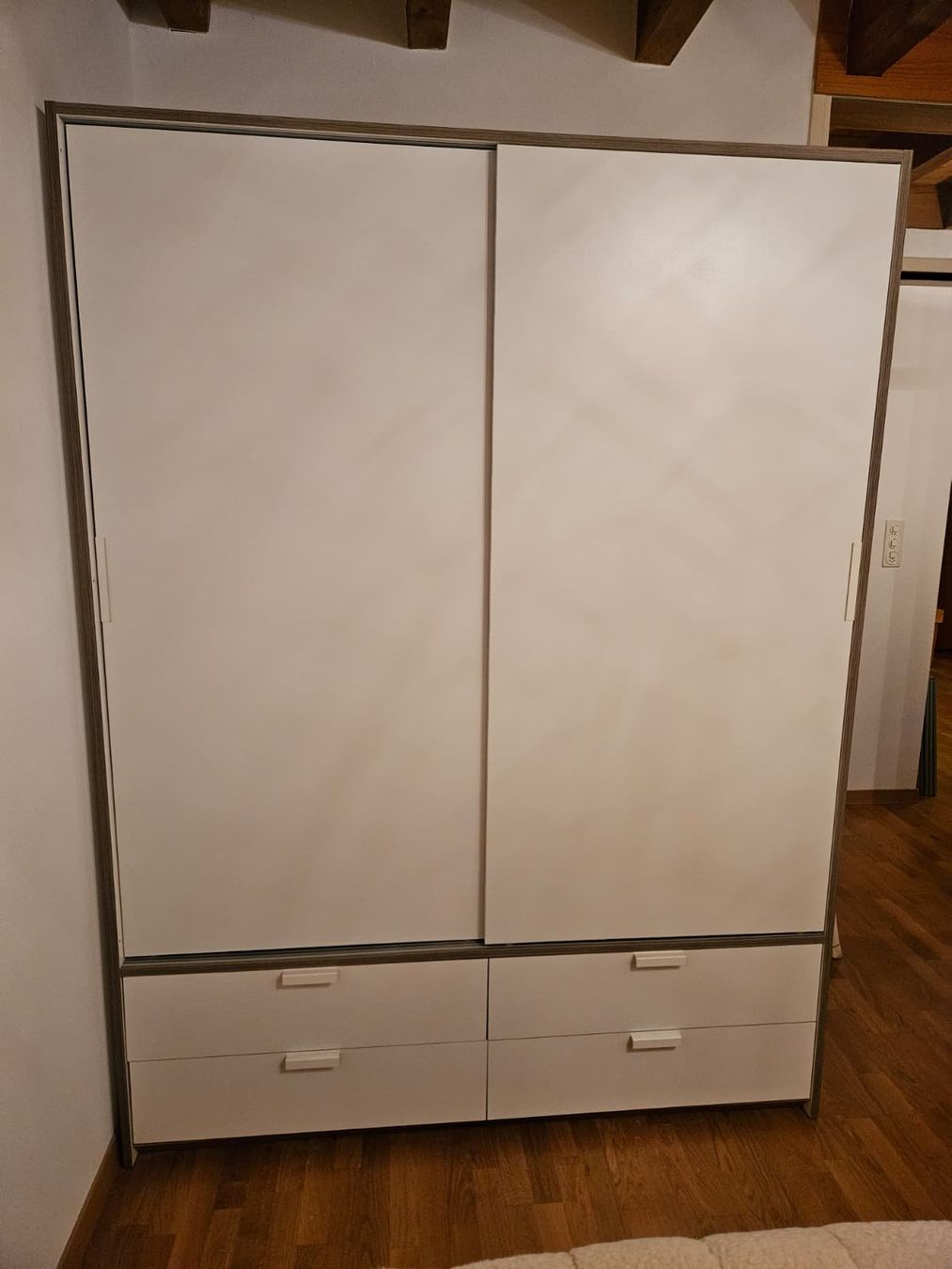 Spannende Kleiderschrank Kaufen Gebraucht Fotos