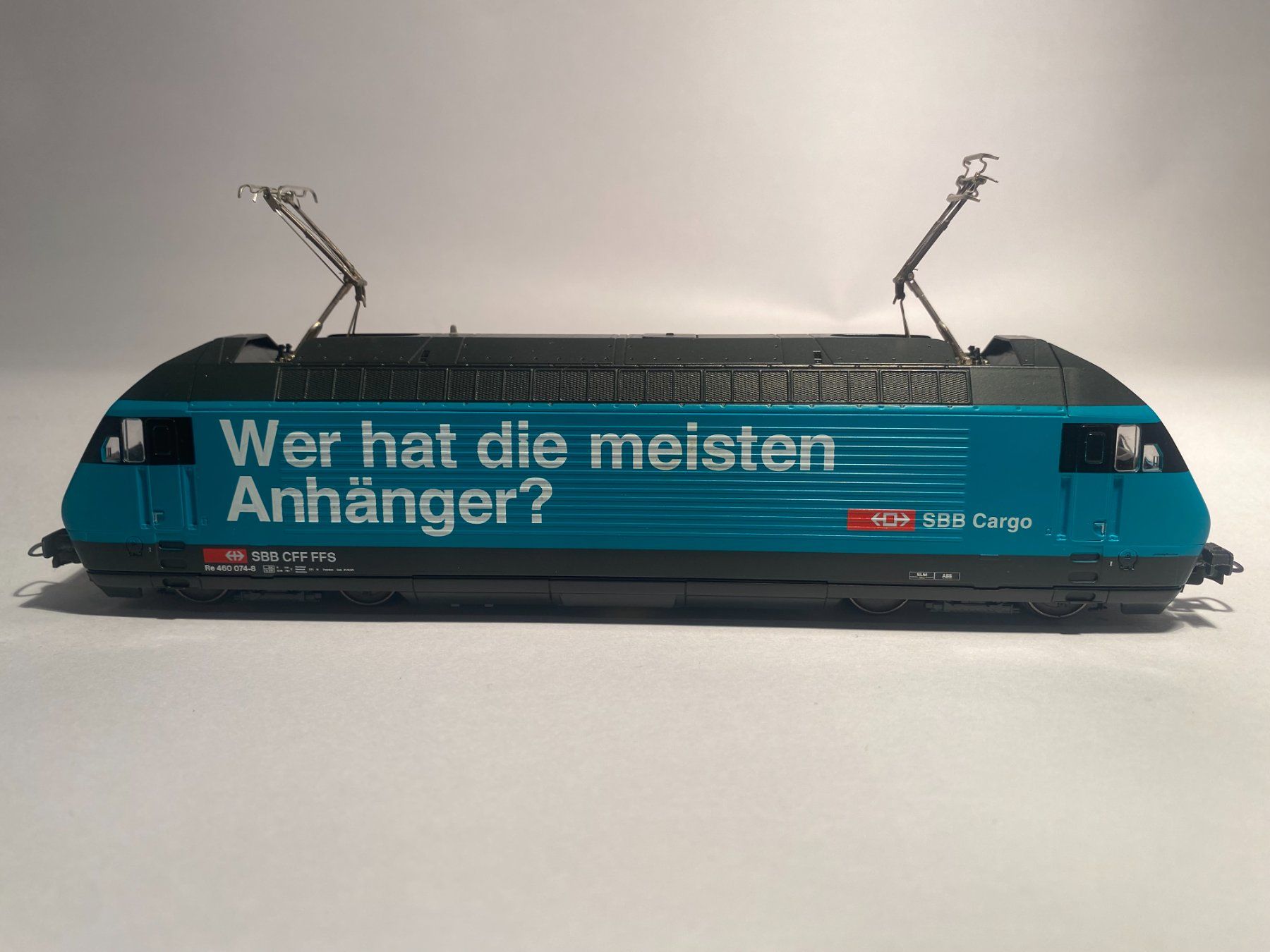 ROCO E-Lok SBB RE460 CARGO Anhänger türkis, DC Digital (Gebraucht) in ...