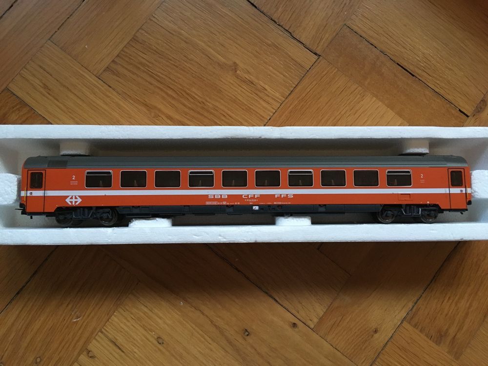 2 SBB-Eurofimawagen Roco und Heris (Neu (gemäss Beschreibung)) in ...