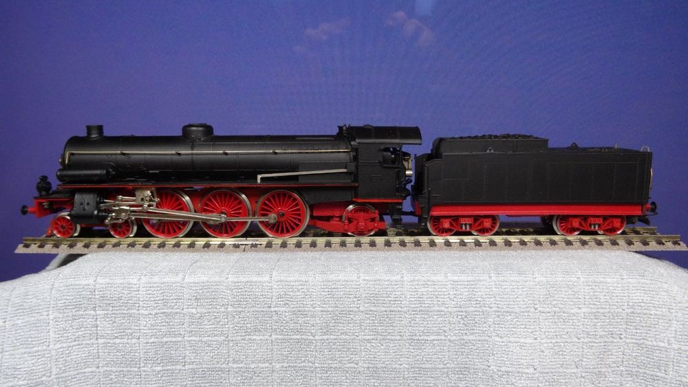 Rivarossi 1118, FS GR 691, Dampflok (Neu (gemäss Beschreibung)) in Kloten für CHF 110 – mit ...