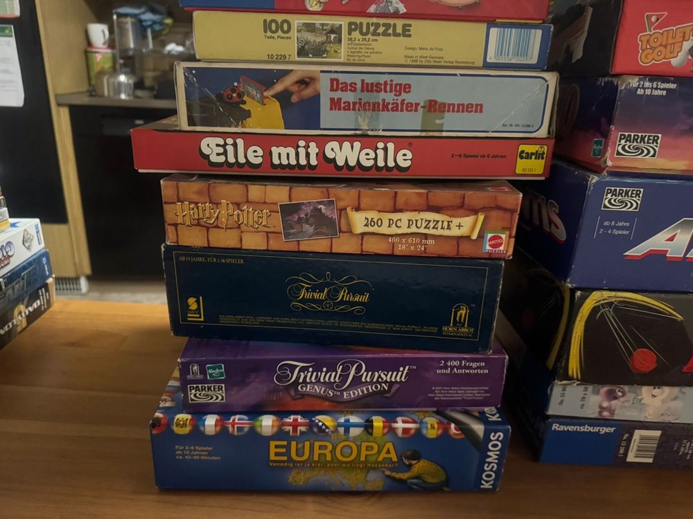 Verkaufe 32 Spiele/Puzzel sichtbar auf den Fotos (Gebraucht) in Basel ...