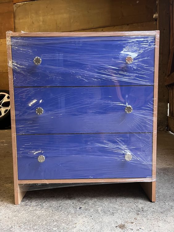 Kleine blaue Kommode , sehr guter Zustand (Gebraucht) in Buch am Irchel für CHF 20 – nur ...