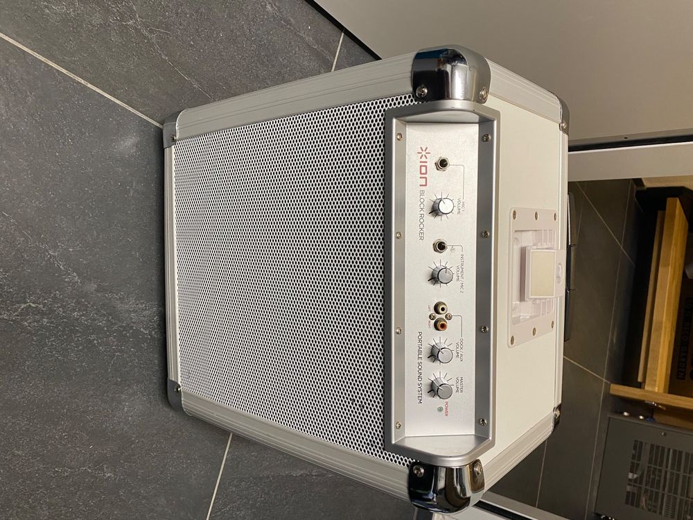 Lautsprecherbox „Ion Block Rocker“ (Gebraucht) in Ammerswil AG für CHF ...