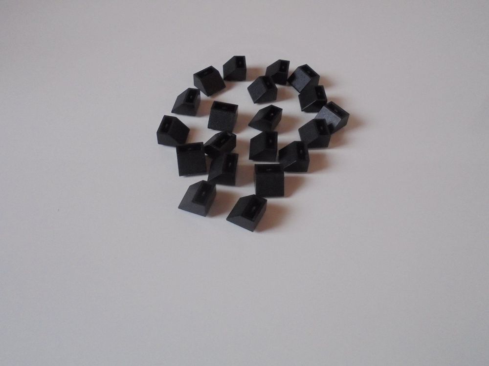 LEGO - 20 - SCHWARZE - NEGATIVE - SCHRÄG - STEINE | Kaufen auf Ricardo