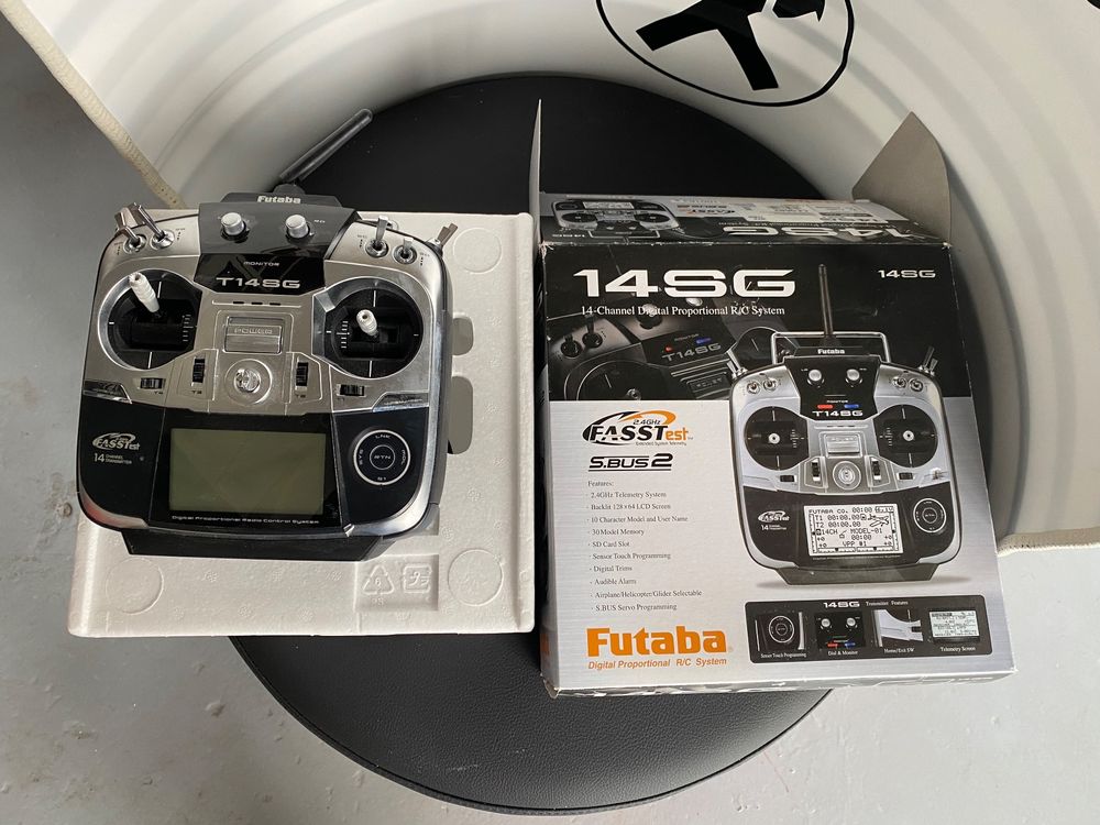 Futaba T14 SG | Kaufen auf Ricardo