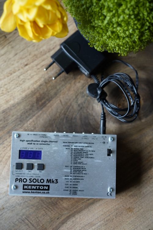 Kenton Pro Solo MK3 MIDI to Din-Sync und CV Converter | Kaufen auf Ricardo