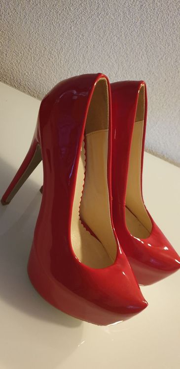 Rote Lack High Heels Gr 38 (Gebraucht) in Ebikon für CHF 5 – mit ...
