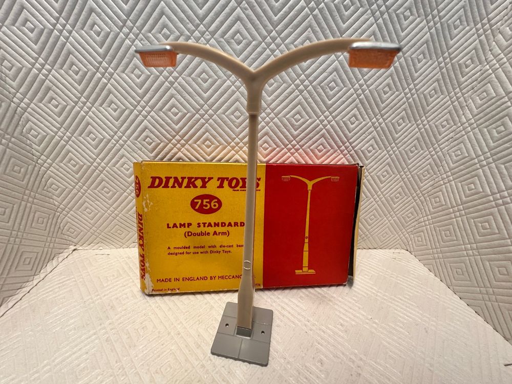 Dinky Toys No.765 , Lamp Standard Double Arm (Gebraucht) in Seuzach für ...
